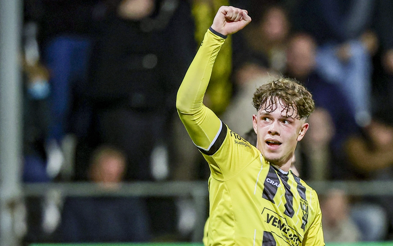 Debuterend trainer Uneken start uitmuntend: VVV overklast FC Emmen ...